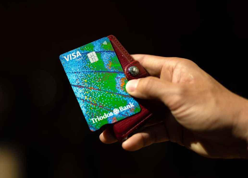 Meet your new Triodos debit card